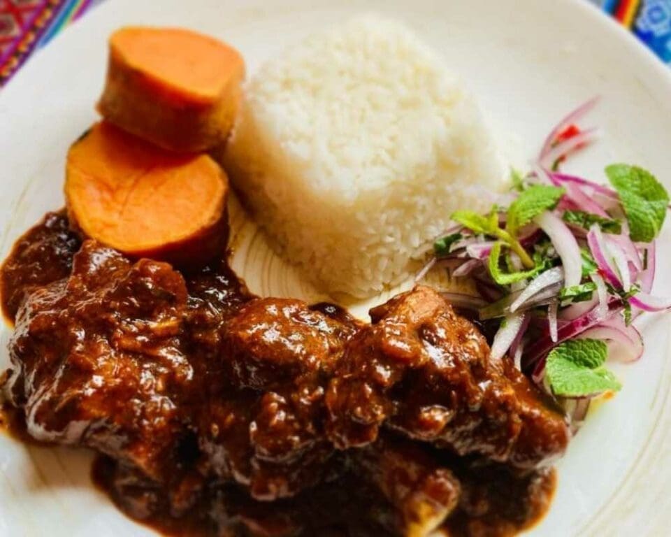 An intro to traditional food in Cusco: 12 dishes to try and where to ...